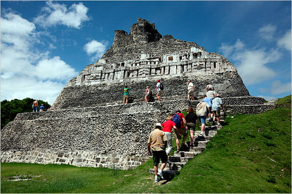 Xunantunich Mayan Ruins - Belize Adventures And Tours - Go To Tikal
